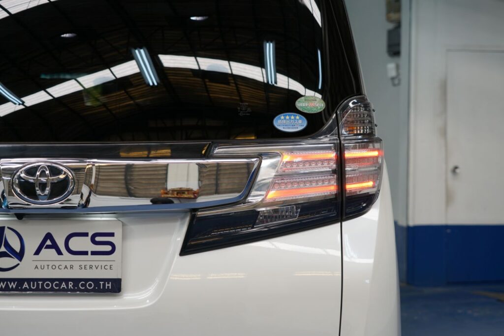 2015 Toyota Vellfire 2.5 ZG Edition Benzene Van - ACS AUTO CAR SERVICE